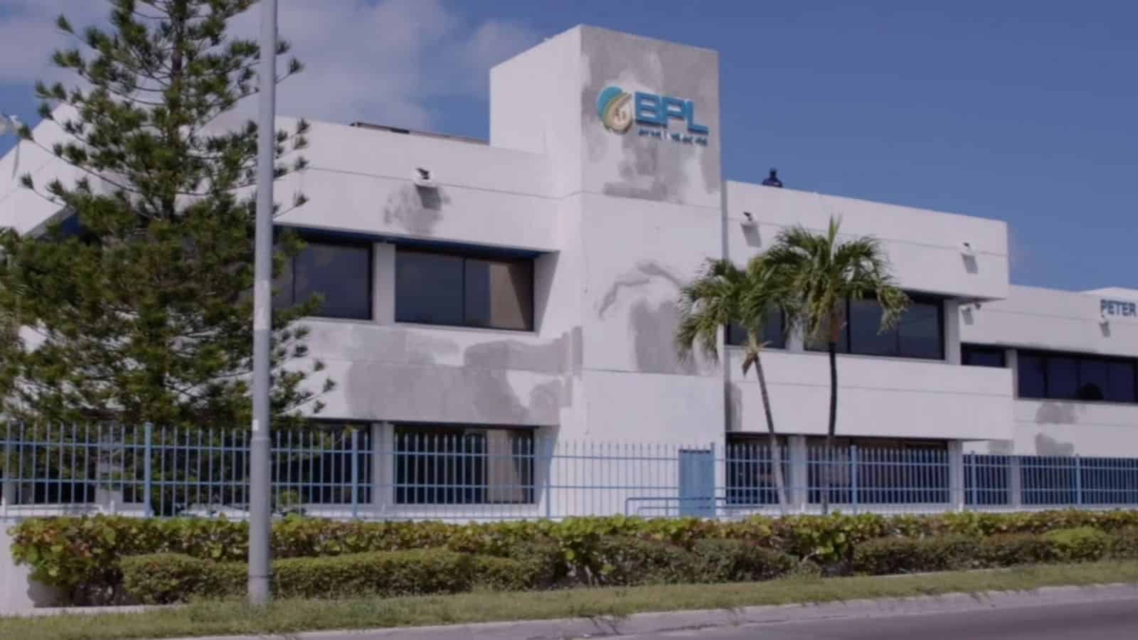 YEAR IN REVIEW - A Rocky Year for Bahamas Power and Light - Our News