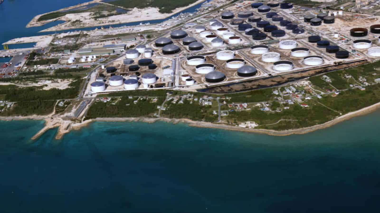 Min. of Environment Visits GB Oil Refinery - Our News