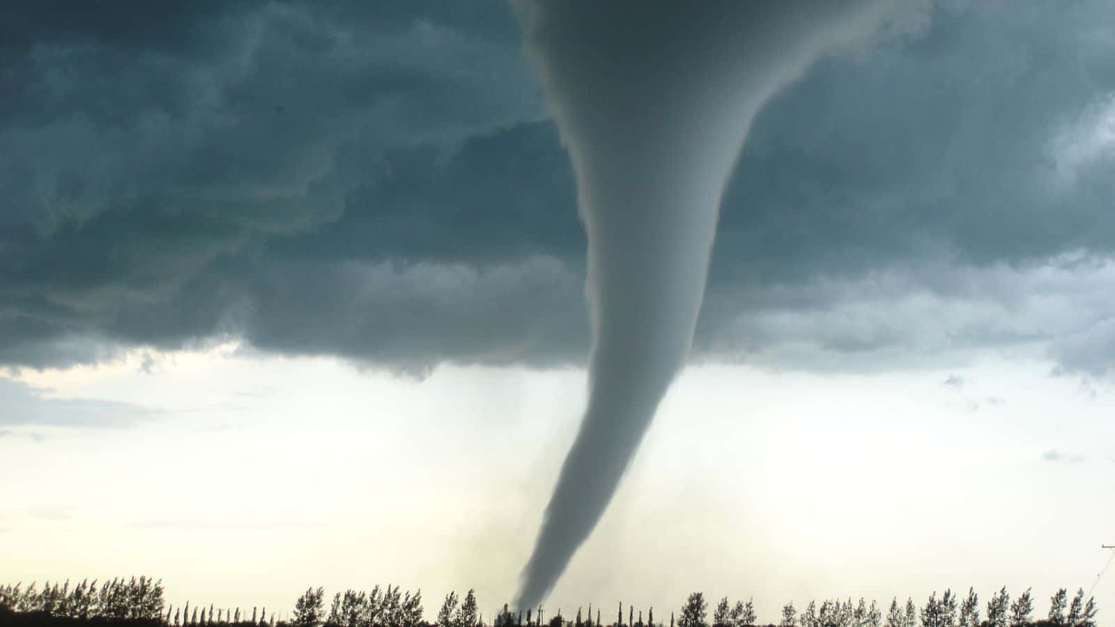 Tornado Sweeps Through Florida - Our News
