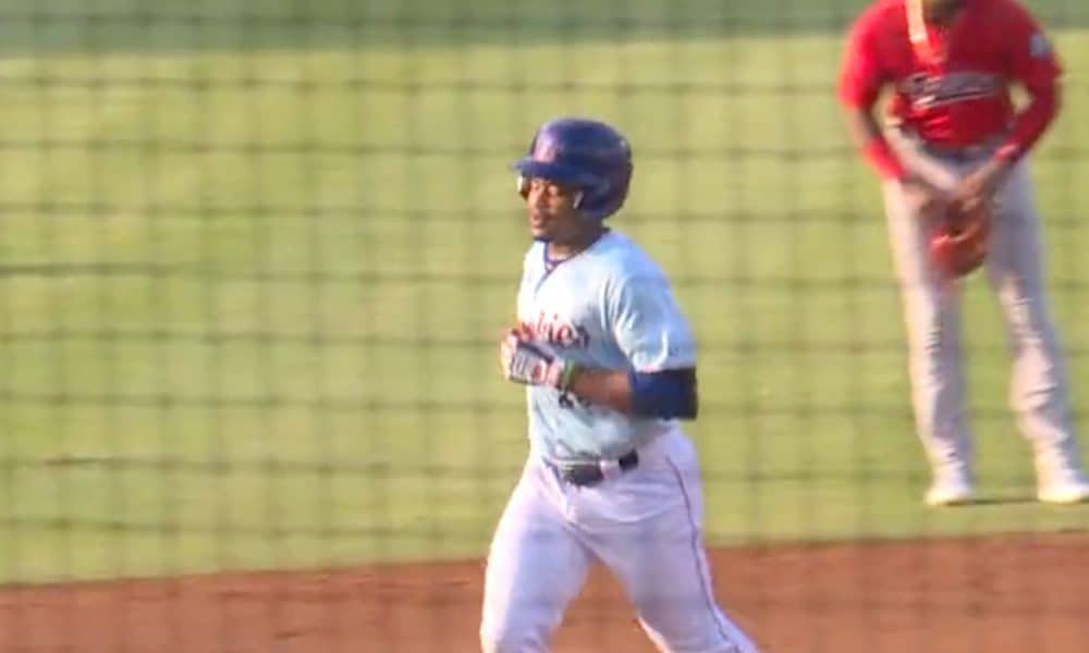 Murray Hits Back-to-Back Homers - Our News