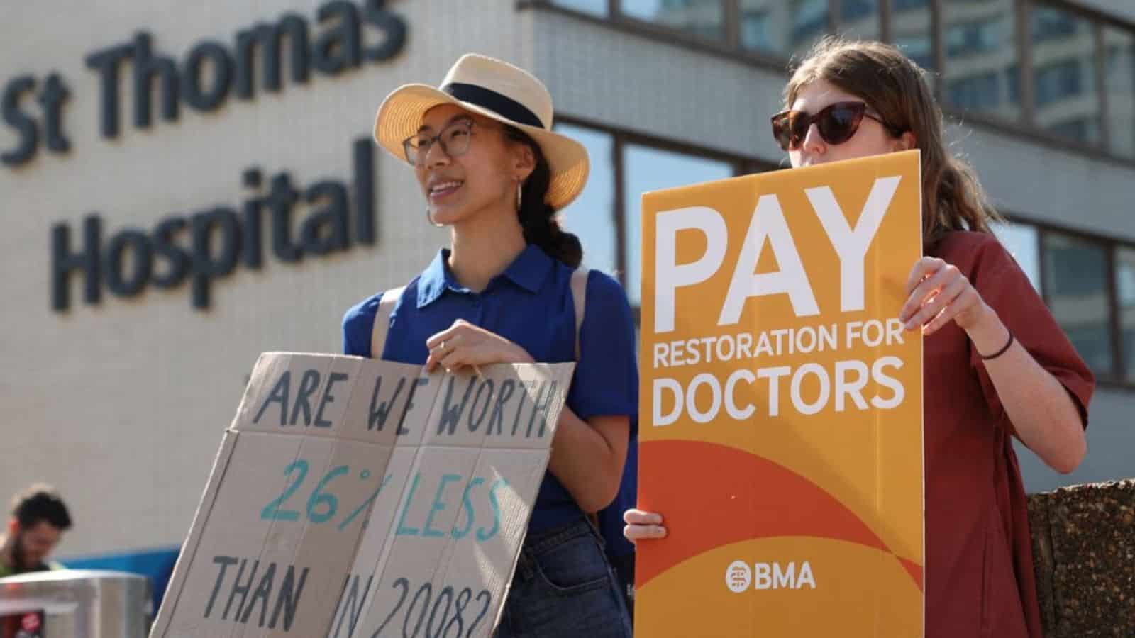 UK Public Workers Get Pay Raise - Our News