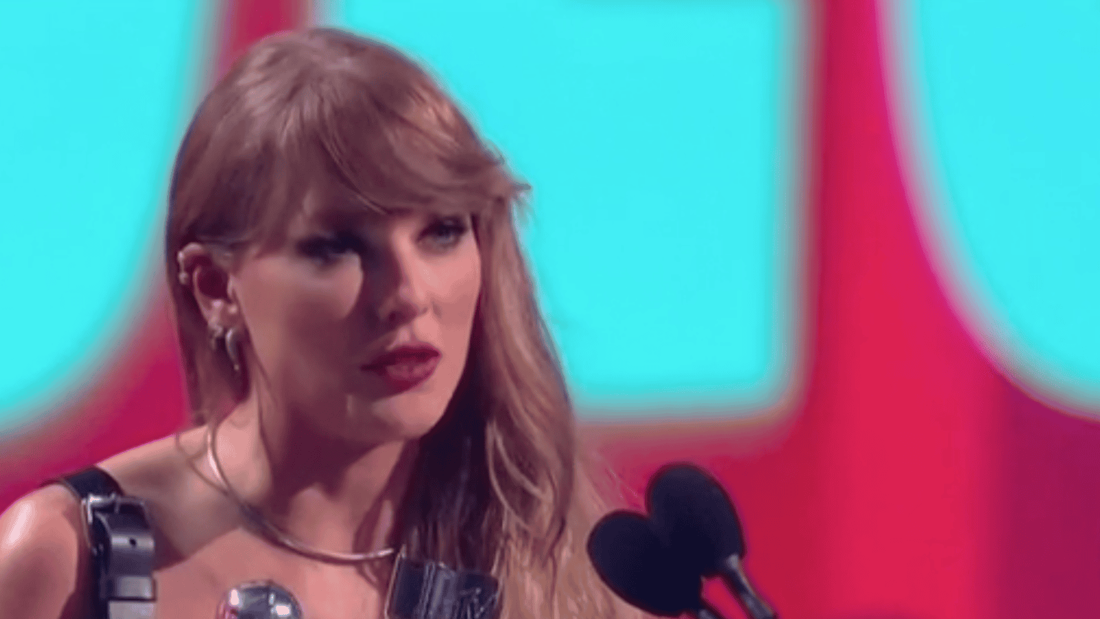 Taylor Swift Rallies Fans To Vote During VMAs - Our News