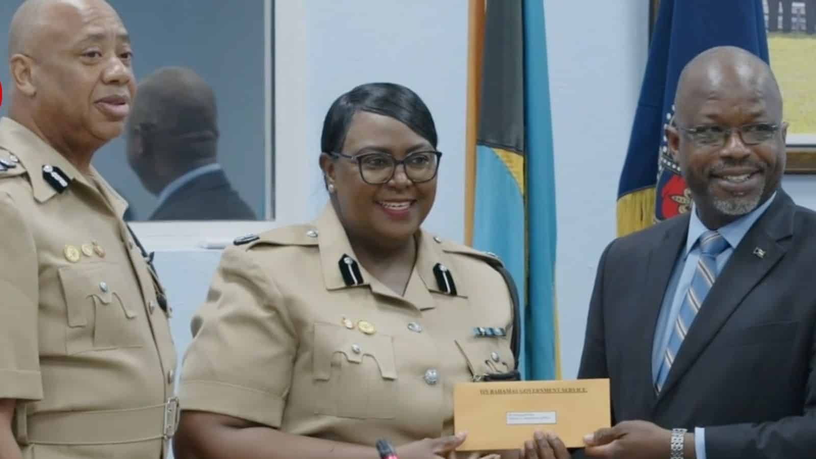 Paul Rolle Supports Shanta Knowles As New Commissioner - Our News