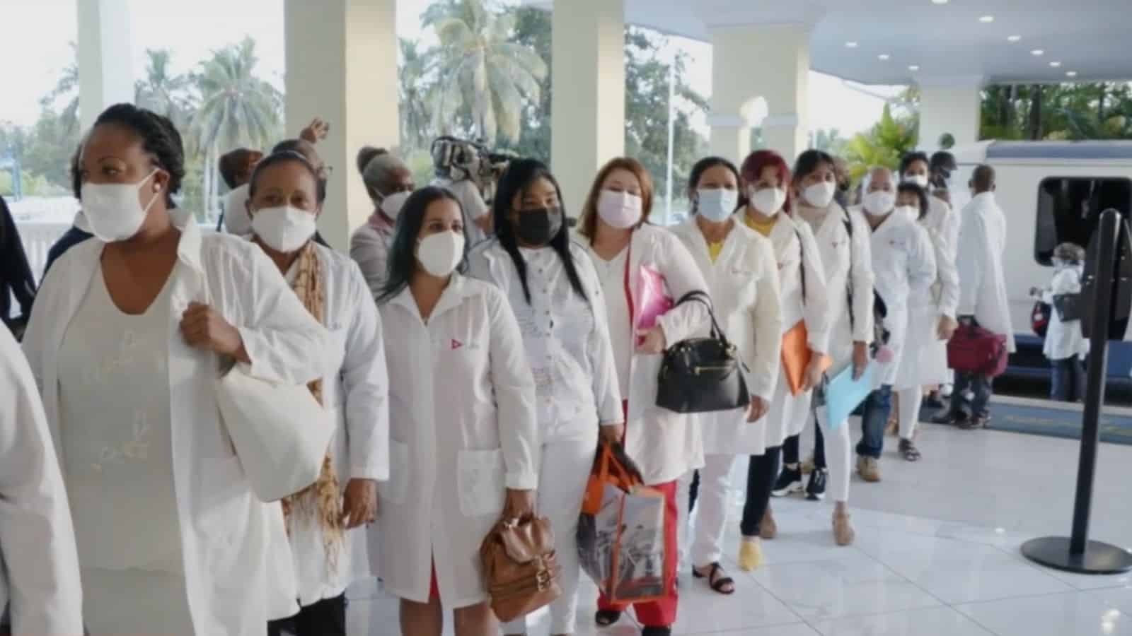 Prime Minister: Cuban Healthcare Workers' Contract Will Be Renegotiated ...