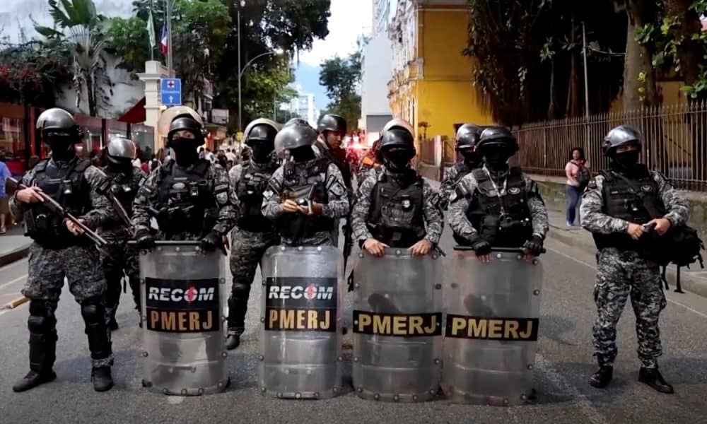 Residents Say Deadly Rio Police Raid Failed To Loosen Gang's Iron Grip ...