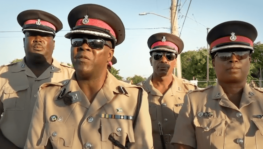 Police Reward Safe Drivers For The Holidays - Our News