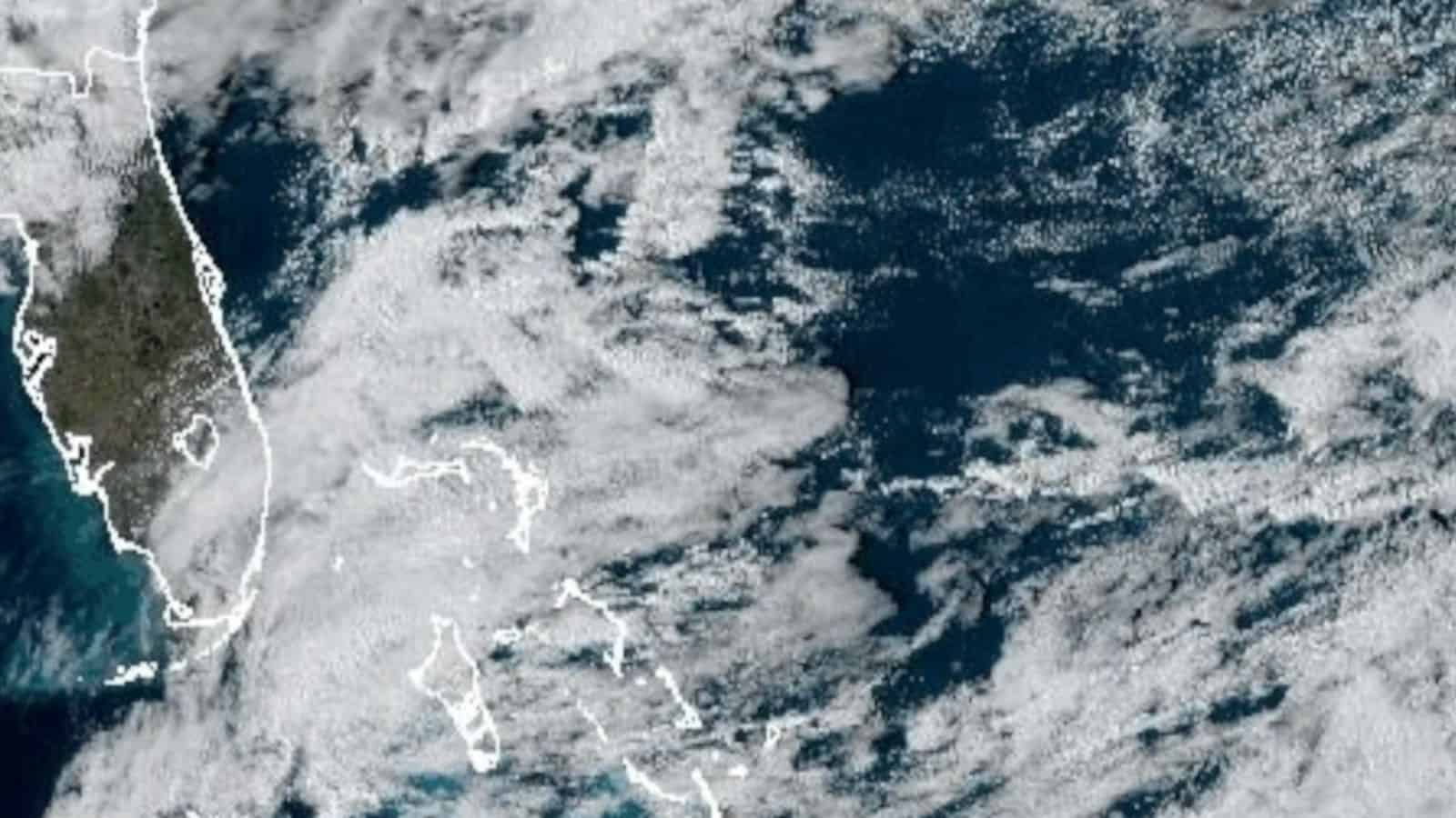Cold Front to Bring Sharp Temperature Drop This Weekend in NW Bahamas ...