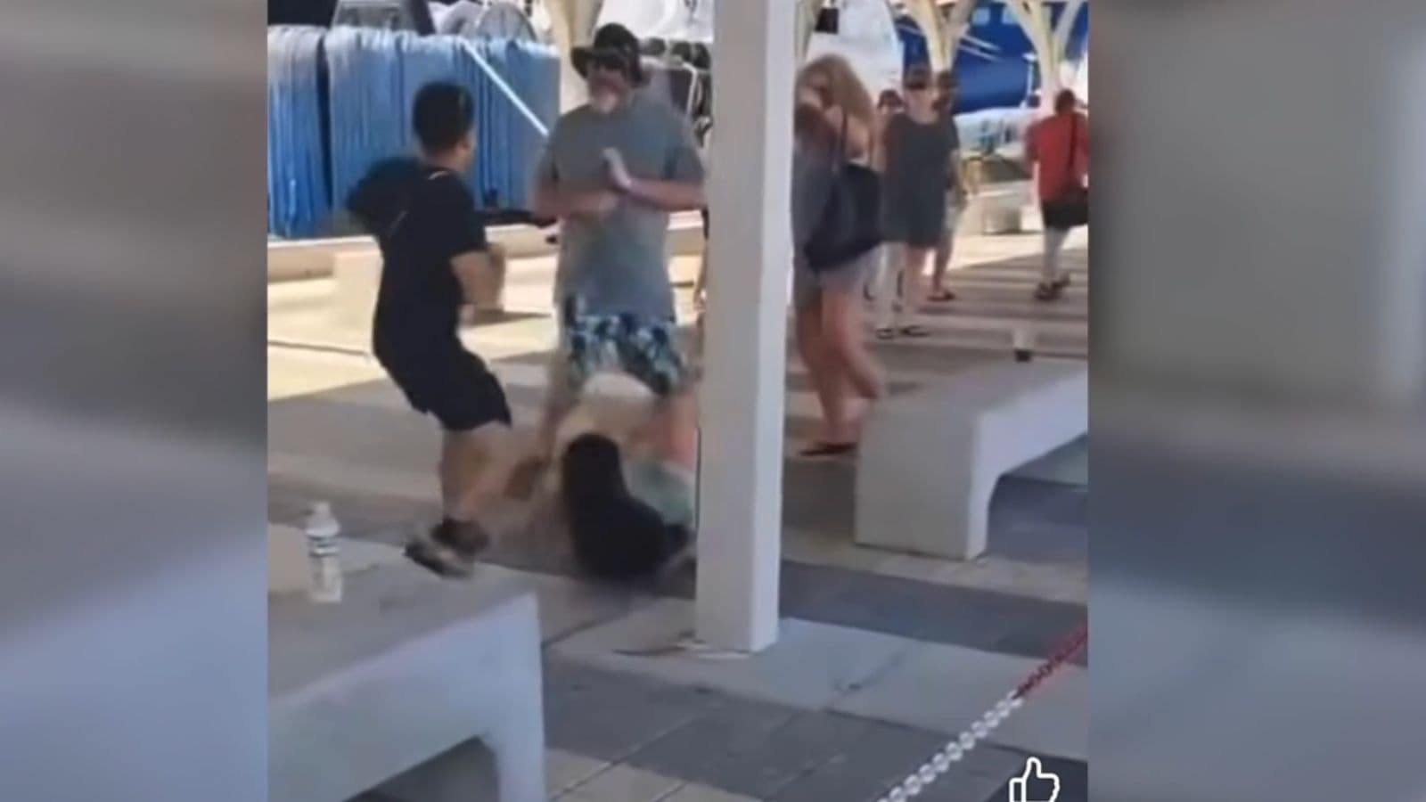 Four Officers Injured After Confrontation With American Tourists - Our News
